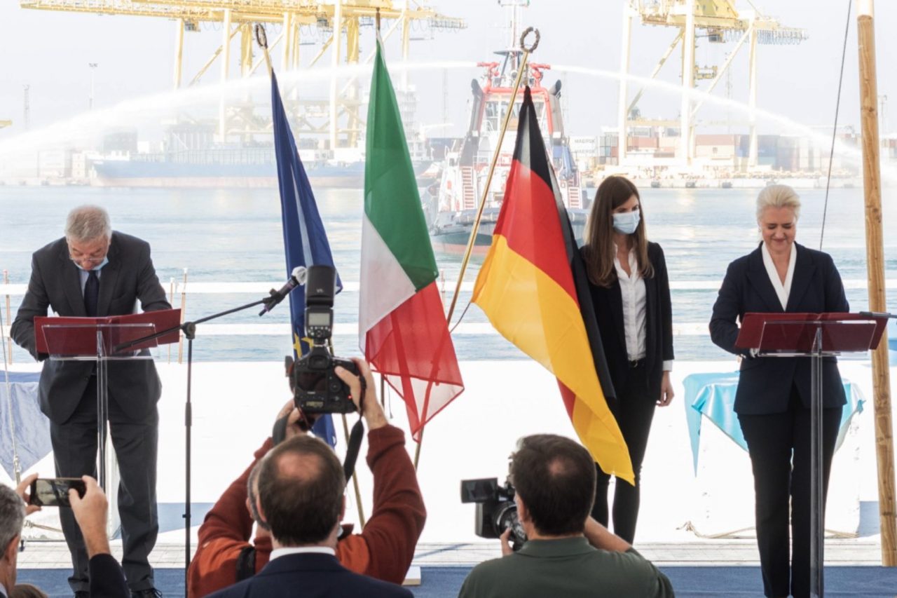 Home - HHLA PLT Italy